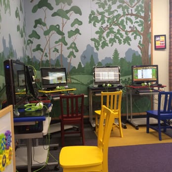 MARPLE PUBLIC LIBRARY - Updated November 2025 - 12 Photos - 2599 Sproul ...