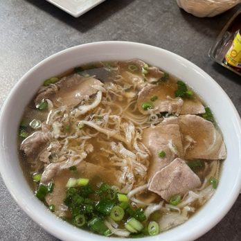 PHO KING - Updated July 2025 - 156 Photos & 68 Reviews - 385 Kiely Blvd ...