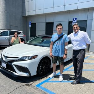 KEYES TOYOTA - 386 Photos & 1245 Reviews - Car Dealers - 5855 Van Nuys ...