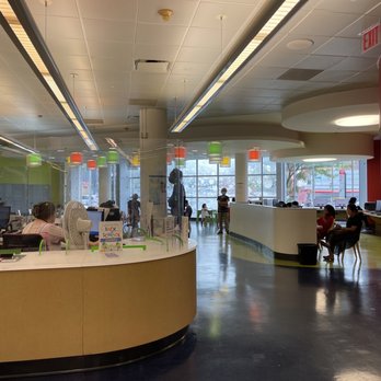 QUEENS PUBLIC LIBRARY - FLUSHING - Updated December 2025 - 87 Photos ...