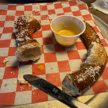 PARRY’S PIZZERIA & TAPHOUSE - Updated May 2025 - 139 Photos & 117 ...