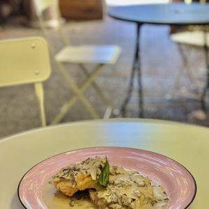 CAFE YUMM! - RIVERBEND - Updated August 2025 - 25 Photos & 24 Reviews ...