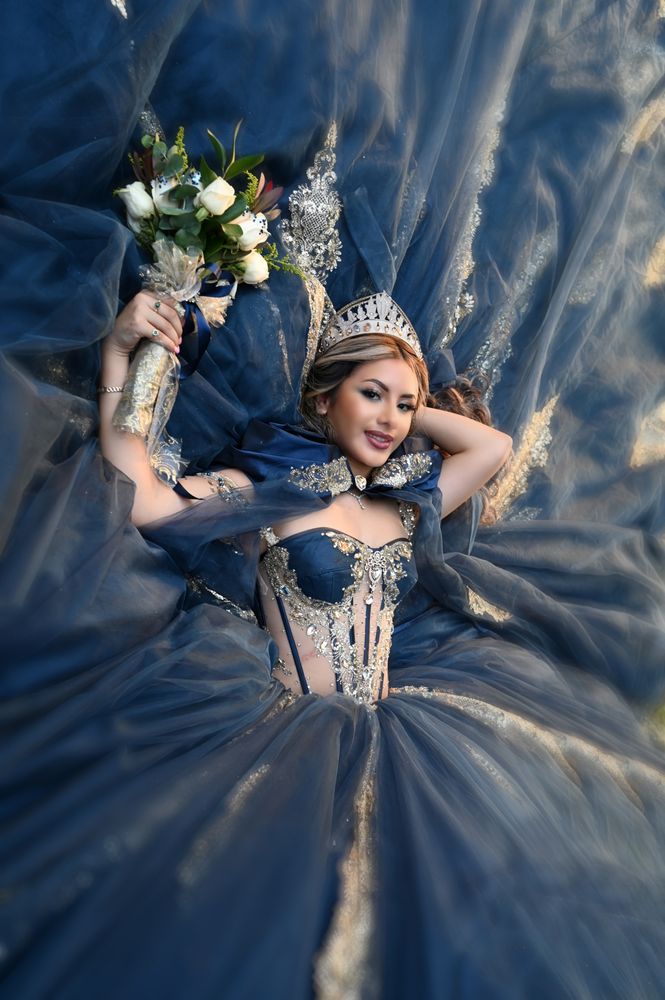 ESSENCE PHOTO & FILM - Updated October 2025 - 17 Photos - 337 N ...