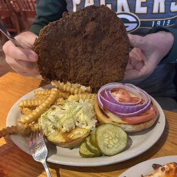 THE TIN PIG TAVERN - Updated October 2025 - 35 Photos - 28 Reviews ...