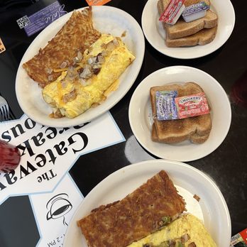 GATEWAY BREAKFAST HOUSE - Updated March 2025 - 392 Photos & 448 Reviews ...