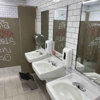 TARGET - Updated November 2025 - 93 Photos & 161 Reviews - 9725 Laurel ...