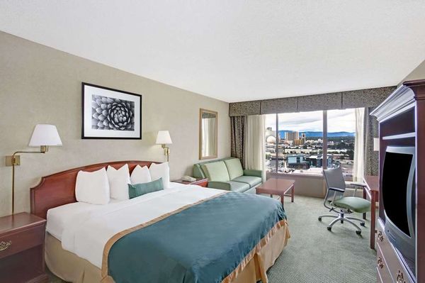 RAMADA BY WYNDHAM RENO HOTEL AND CASINO - 95 Photos & 240 Reviews ...