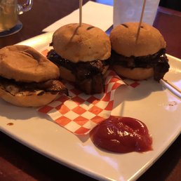 THE BISON ON MAIN - Updated November 2025 - 87 Photos & 114 Reviews ...