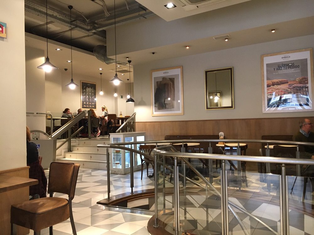 RODILLA - Updated April 2024 - 12 Photos - Calle Gran Vía, Moselle ...