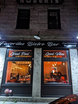 FAVORITES BISTRO BAR - 25 Photos & 12 Reviews - 90 Bank St, New London ...