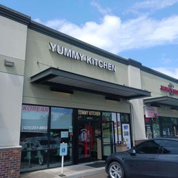 YUMMY KITCHEN - Updated December 2025 - 314 Photos & 265 Reviews - 1250 ...