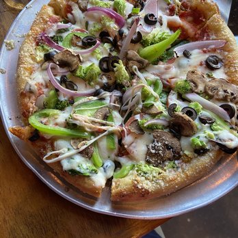 CHOW PIZZA BAR - Updated August 2025 - 180 Photos & 307 Reviews - 8311 ...