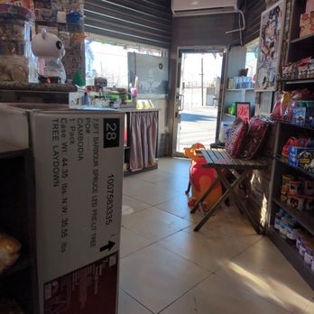 DATZ DELI - Updated August 2025 - 215 Photos & 95 Reviews - 190-01 ...