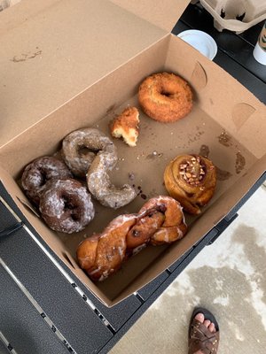 JOHAN’S PASTRIES - Updated July 2025 - 102 Photos & 96 Reviews - 565 W ...