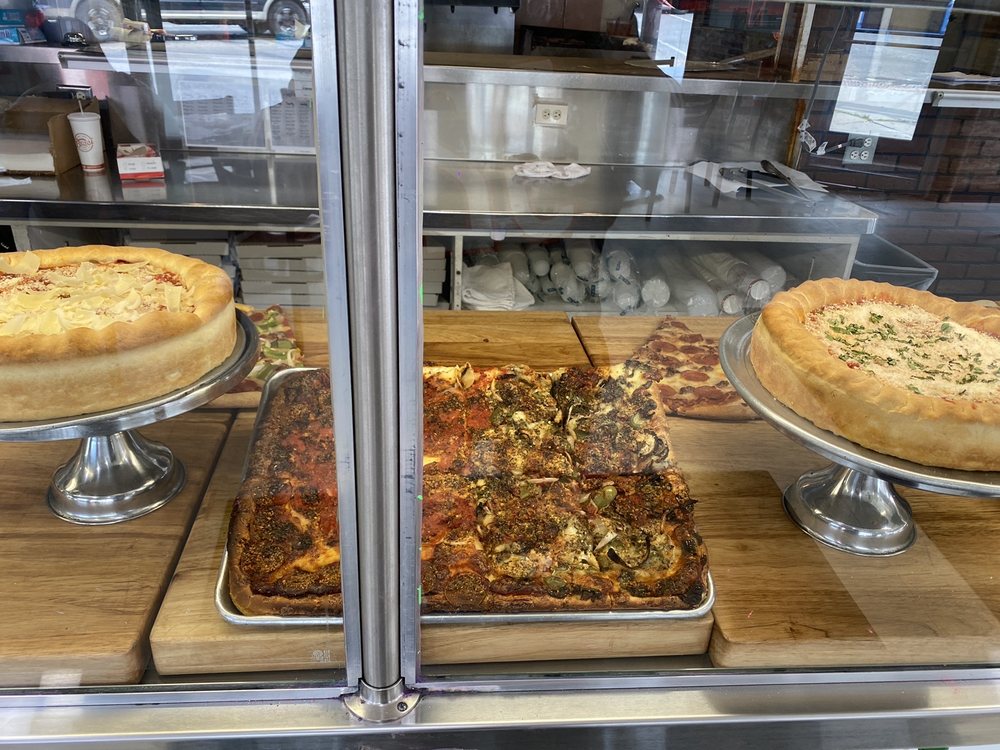 BACCI PIZZERIA - 122 Photos & 218 Reviews - 4367 N Milwaukee Ave ...