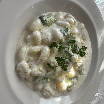 RED FOX AMORE - Updated June 2025 - 37 Photos & 31 Reviews - 222 ...