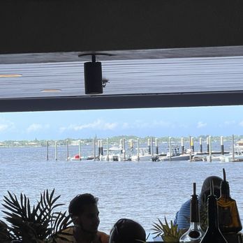 WATERFRONT - Updated July 2024 - 211 Photos & 202 Reviews - 131 SW ...