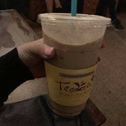 TEAZER WORLD TEA MARKET - TOWER DISTRICT - Updated July 2025 - 215 ...