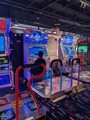ROUND 1 - Updated April 2026 - 39 Photos & 27 Reviews - Park City Ctr ...