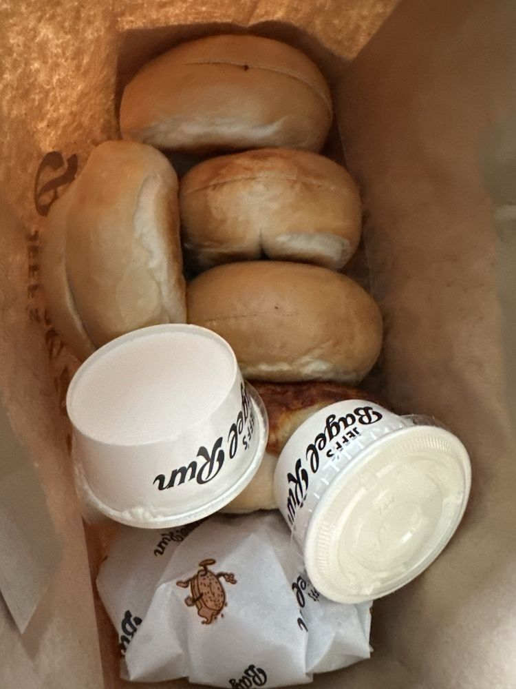 JEFF’S BAGEL RUN - Updated November 2024 - 29 Photos & 17 Reviews ...