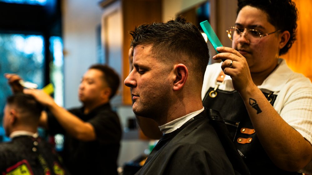 THRONE TRADITIONAL BARBERSHOP - Updated July 2025 - 21 Photos - 2800 SE ...