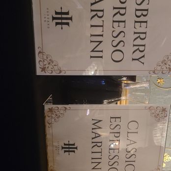 HUBBARD INN - Updated November 2024 - 466 Photos & 248 Reviews - 110 W ...