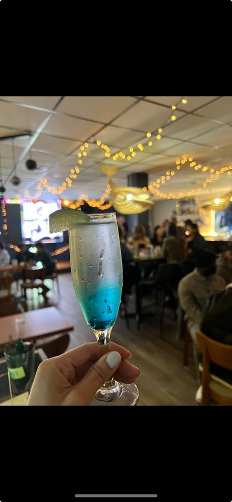 FAT MOON RESTAURANT & BAR - Updated October 2025 - 104 Photos & 23 ...