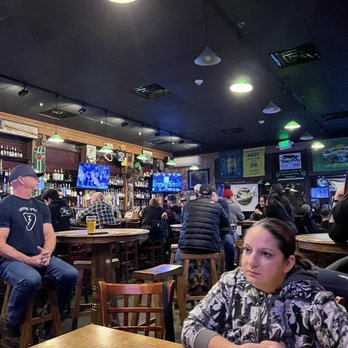 GROGGS TRADITIONAL IRISH PUB - Updated August 2024 - 134 Photos & 137 ...