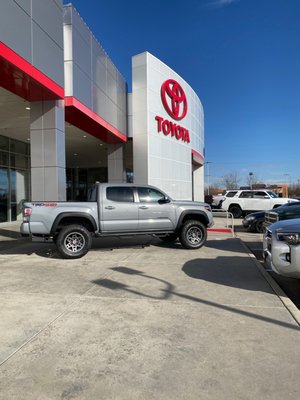 EDMARK TOYOTA - Updated May 2025 - 47 Photos & 152 Reviews - 15933 N ...