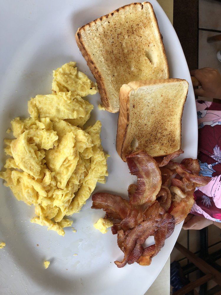 FLIPS RESTAURANT - 36 Photos & 77 Reviews - 575 Main Street N, Brampton ...