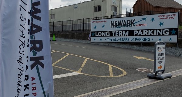 NEWARK AIRPORT LONG TERM PARKING - Updated November 2025 - 49 Photos ...
