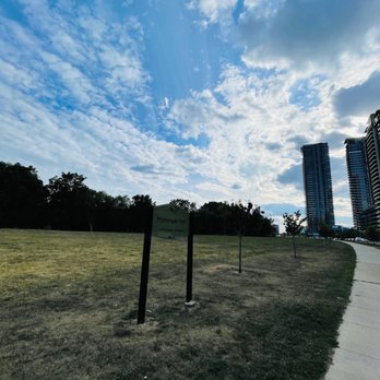 PROMENADE PARK - Updated December 2025 - 259 Rougeside Promenade ...