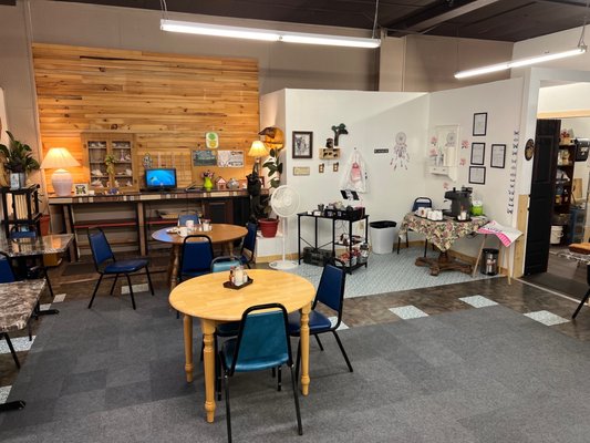 LAURA’S BAKE SHOP AND CAFE - 237 Walnut St, Spooner, Wisconsin ...