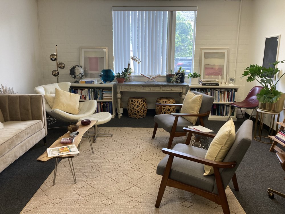 NEW INSIGHT PSYCHOTHERAPY - Updated December 2024 - 444 N Larchmont ...