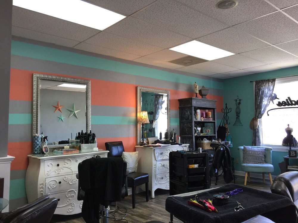CHELSAE MATTOX AT BLONDIES HAIR STUDIO - Updated December 2025 - 357 ...
