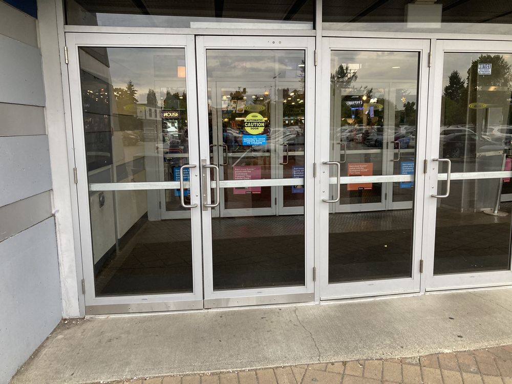 CINEPLEX CINEMAS LANGLEY - Updated January 2026 - 90 Photos & 52 ...