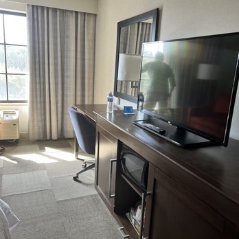 HAMPTON INN SANTA BARBARA/GOLETA - 179 Photos & 184 Reviews - 5665 ...