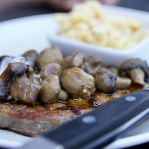 OHMS CAFE AND BAR - Updated July 2025 - 97 Photos & 177 Reviews - 619 S ...