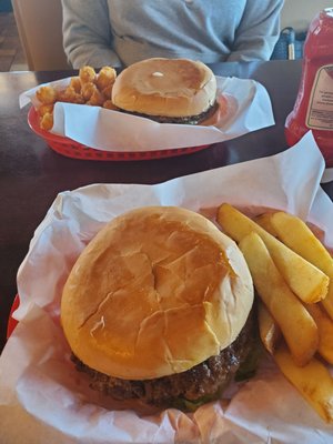 9ER’S GRILL - 62 Photos & 124 Reviews - Burgers - 23225 Kingsland Blvd ...