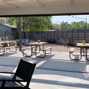 FIELD STATION - Updated June 2024 - 40 Photos & 17 Reviews - 889 N Main ...