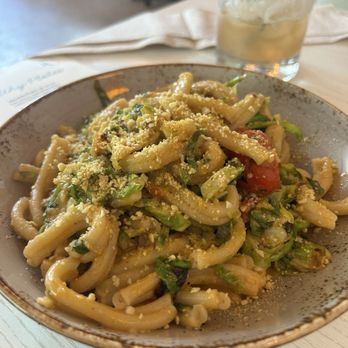 JAY LUIGI - Updated July 2025 - 239 Photos & 87 Reviews - 516 S Howard ...