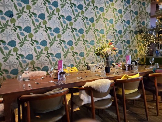 THE FOLLY - Updated December 2025 - 68 Photos & 116 Reviews - 41 ...