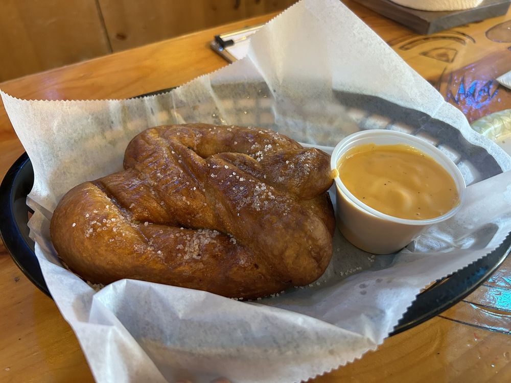 MIO SALOON - Updated October 2025 - 13 Photos & 40 Reviews - 106 ...