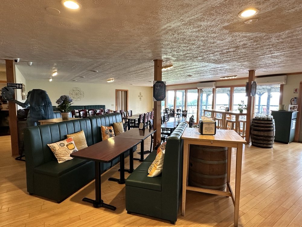 CASTEL GRISCH WINERY - Updated October 2025 - 112 Photos & 66 Reviews ...