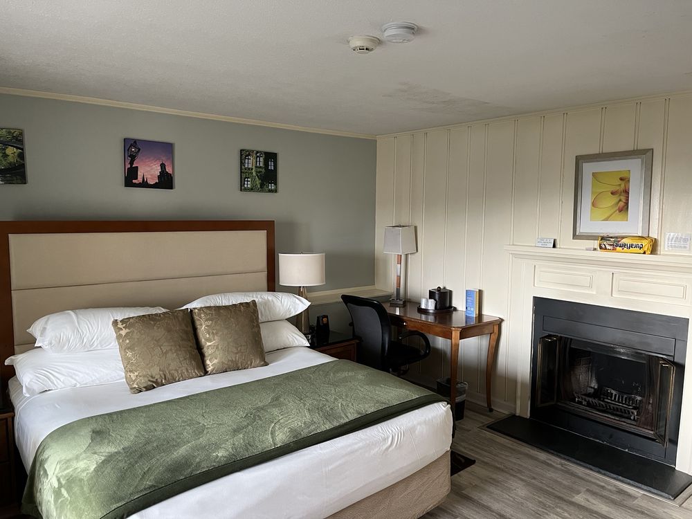 INN AT MYSTIC - Updated August 2025 - 125 Photos & 159 Reviews - 3 ...