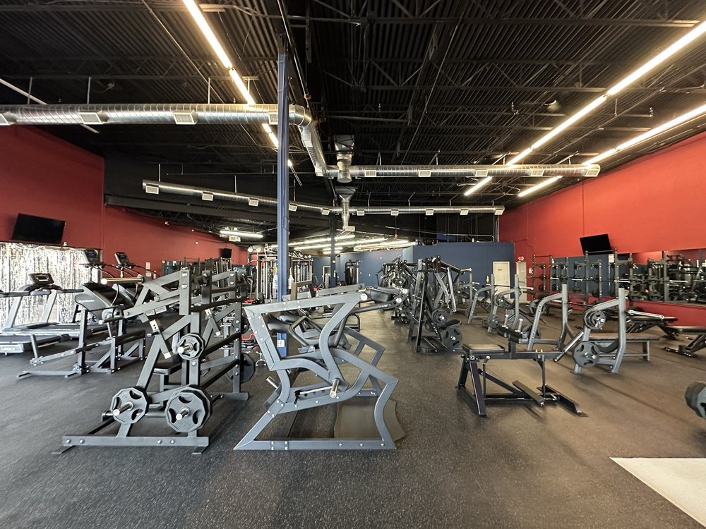 IRON PUMP FITNESS - Updated November 2025 - 943 Frontage Rd ...