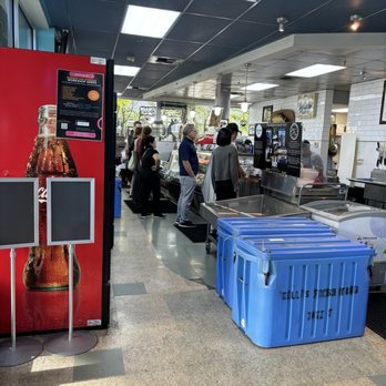 SEATTLE FISH GUYS - Updated September 2024 - 3072 Photos & 1286 Reviews ...