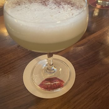 BISOUS - Updated October 2025 - 191 Photos & 93 Reviews - 938 W Fulton ...