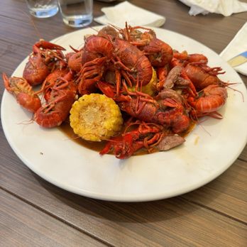 CRAWDADS ON THE LAKE - Updated September 2024 - 190 Photos & 311 ...