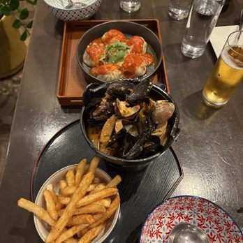 CARINO - Updated December 2025 - 197 Photos & 53 Reviews - 2210 4th ...